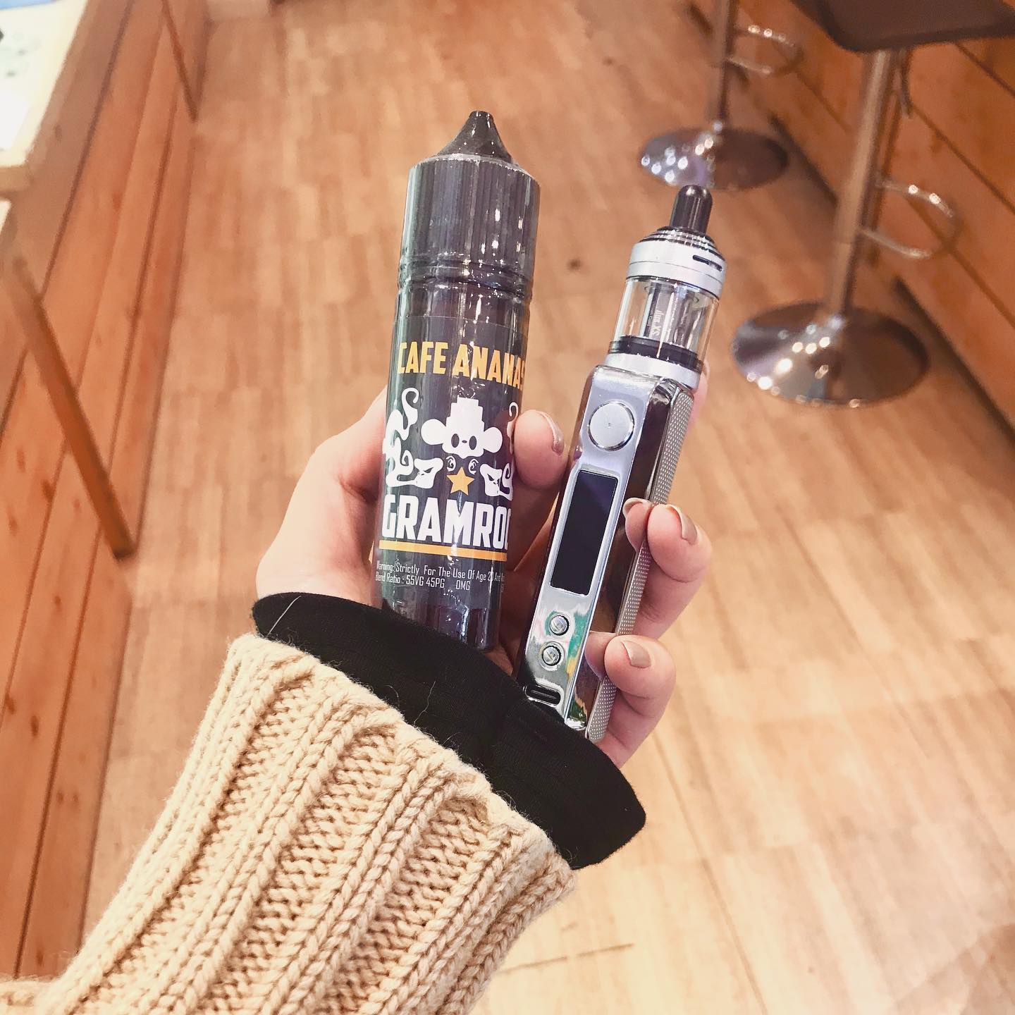 from Instagram おはようございます、vape store 札幌大通店です‍♀️いよいよ冬だぜ感が出てきましたね！皆さま風邪など ...