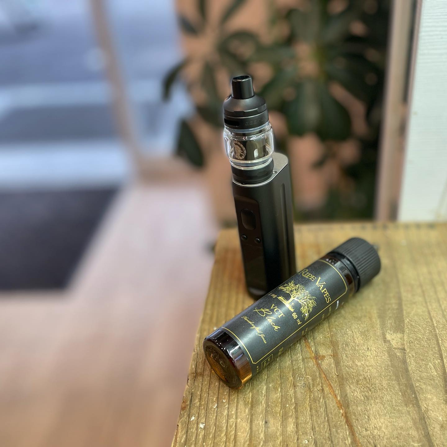 from Instagram こんにちは、VAPE STORE札幌大通店です。7月なのにスッキリしない日が続いていますね。⁡禁煙には煙量の多め ...