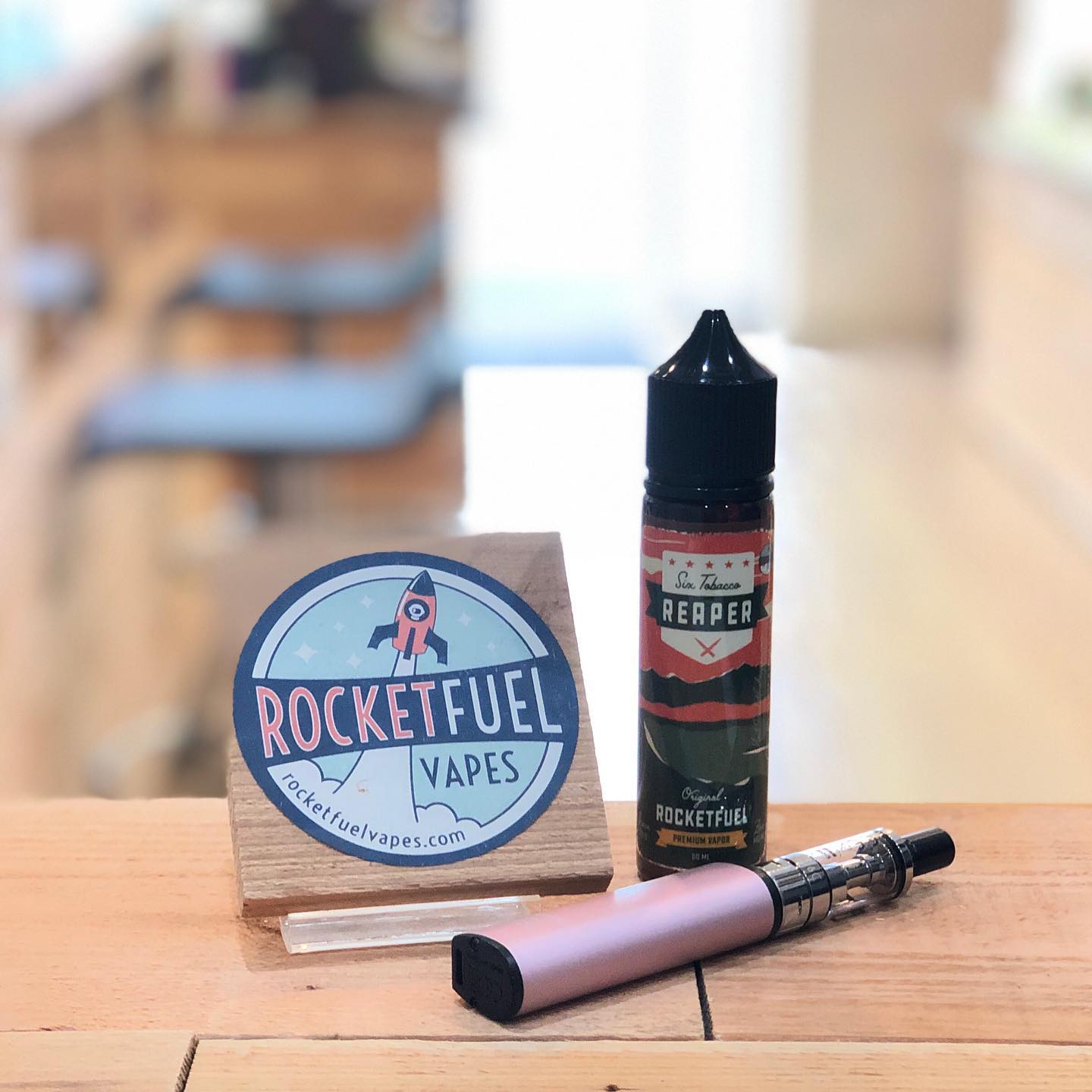 from Instagram こんにちはVAPESTORE札幌大通です。紙巻きタバコ好きだけど、諸事情で禁煙しなければならない方も毎日沢山来店されているのですが、タバコフレーバーのリキッドのご ...